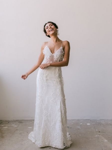 Hello Bride | Teklif veya Randevu Al | Bridolog